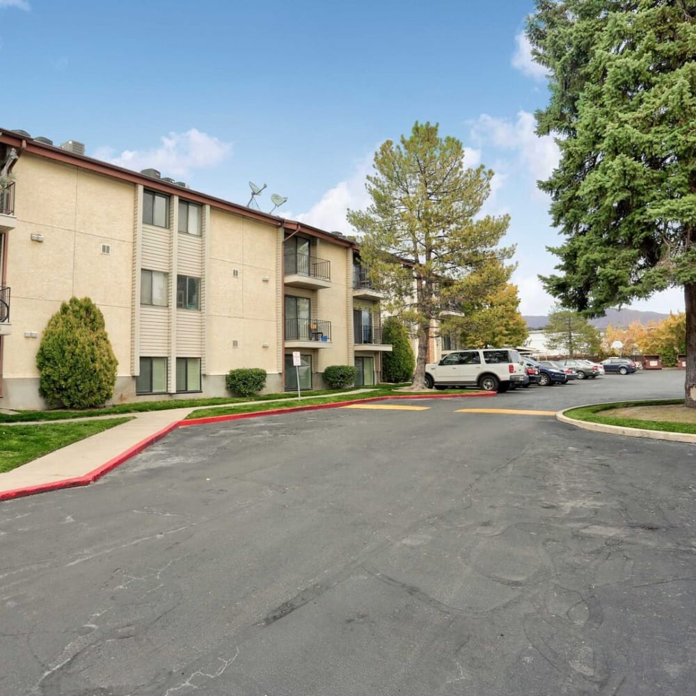 Photos of Regency Apartments in Salt Lake City, UT