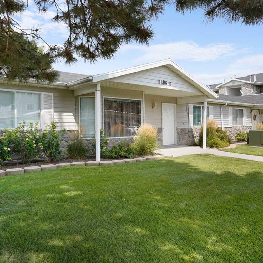 Photos of Stonebridge Apartments in West Jordan, UT