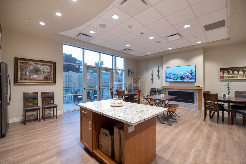 Photos of Crescent Senior Living, UT