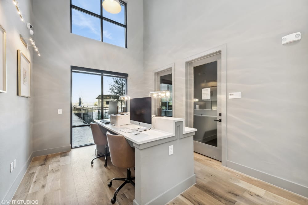 Photos of One90 Gateway | Apartments in Plano, TX