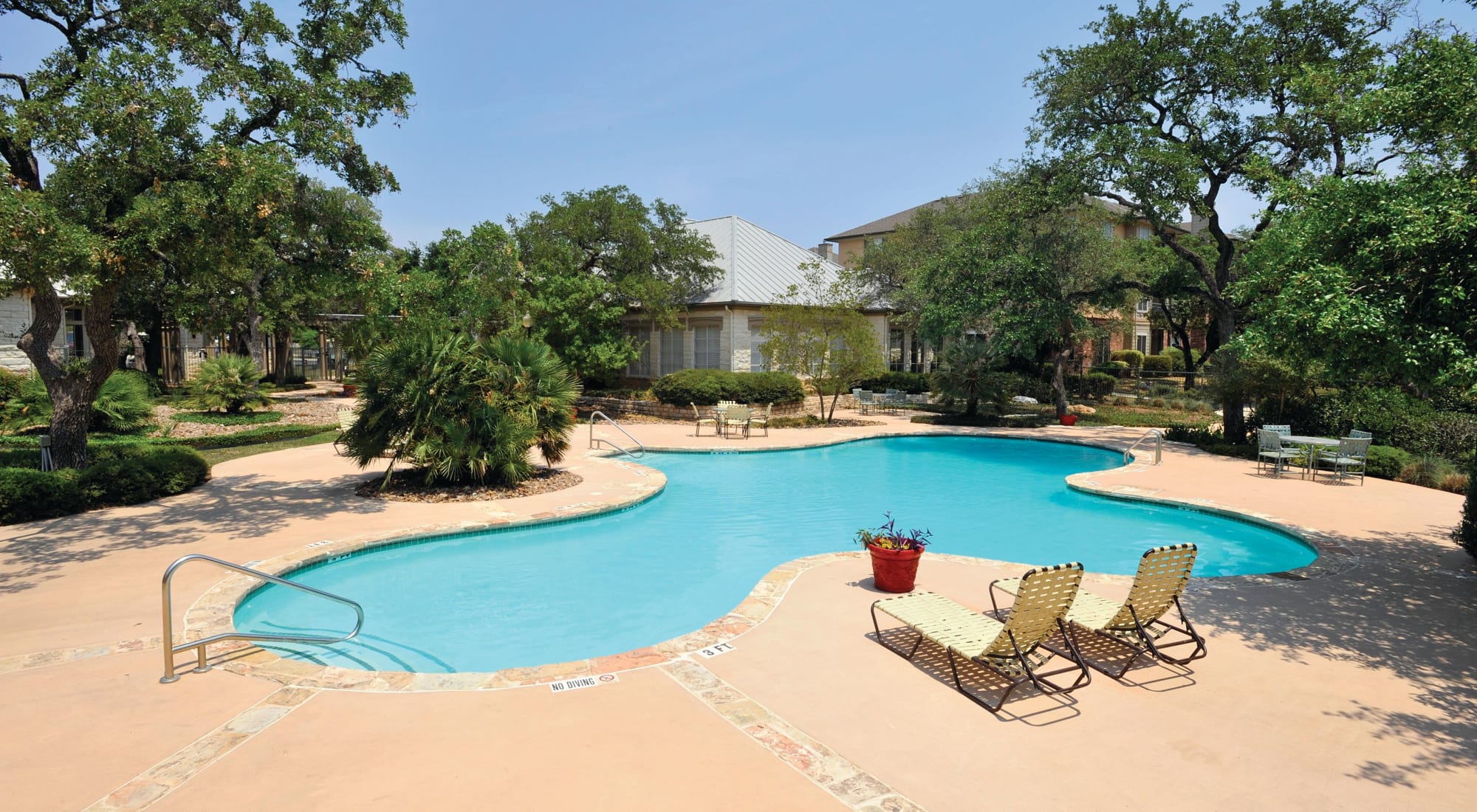 Photos of The Estates of Northwoods | Apartments in San Antonio, TX