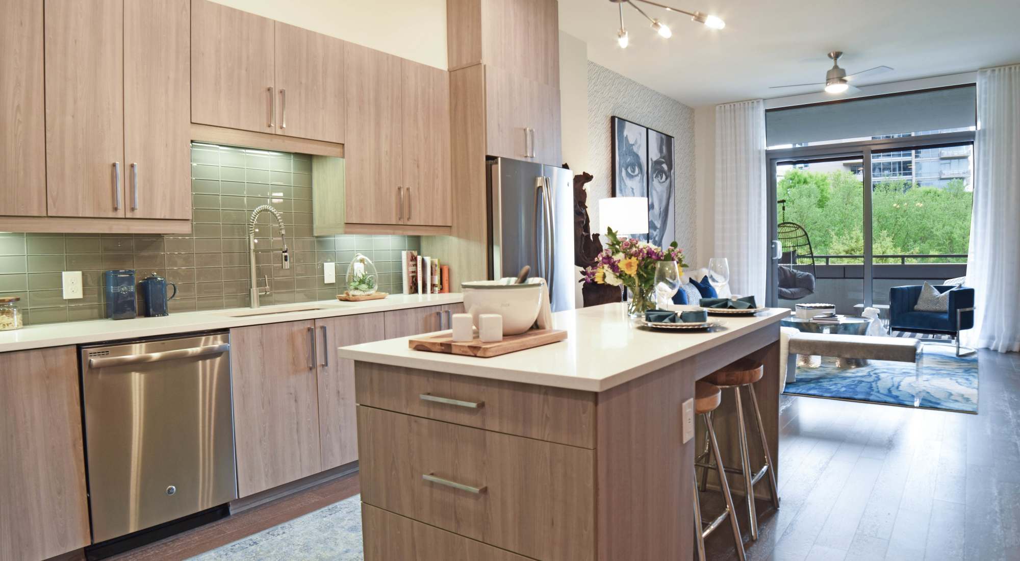 Victory Park Dallas, TX Apartments for Rent in Dallas County | The 23