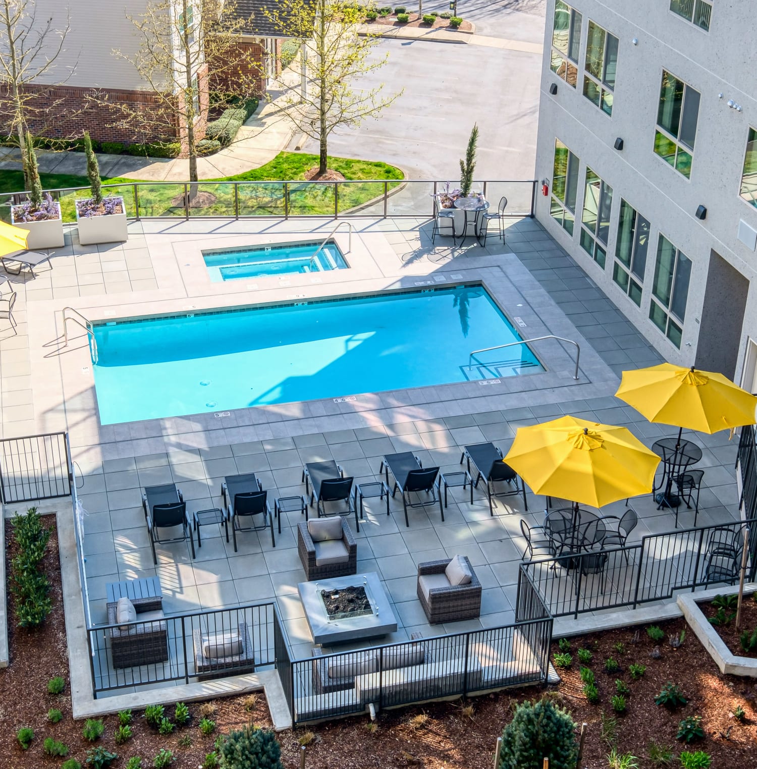 Luxury Apartments for Rent in Eugene, OR | 35 Club Apartments