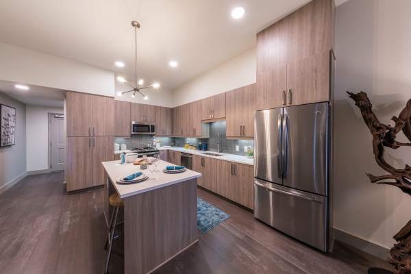 Luxury Studio, 1 & 2 Bedroom Apartments in Dallas, TX