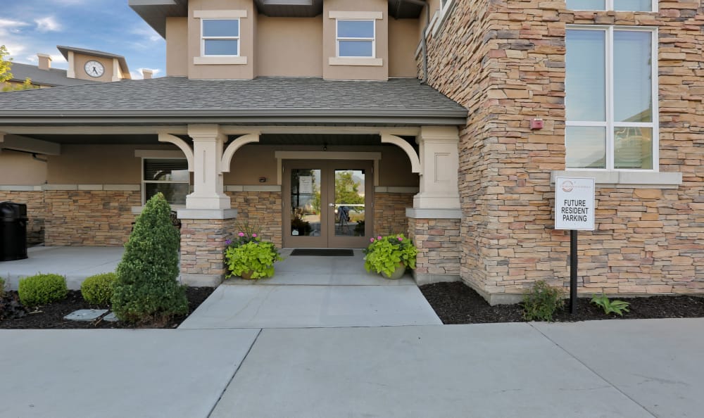 Photos of Meadowbrook Station Apartments in Salt Lake City, UT