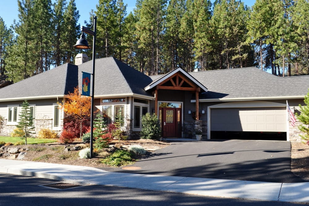 Media Gallery | Touchmark at Mount Bachelor Village