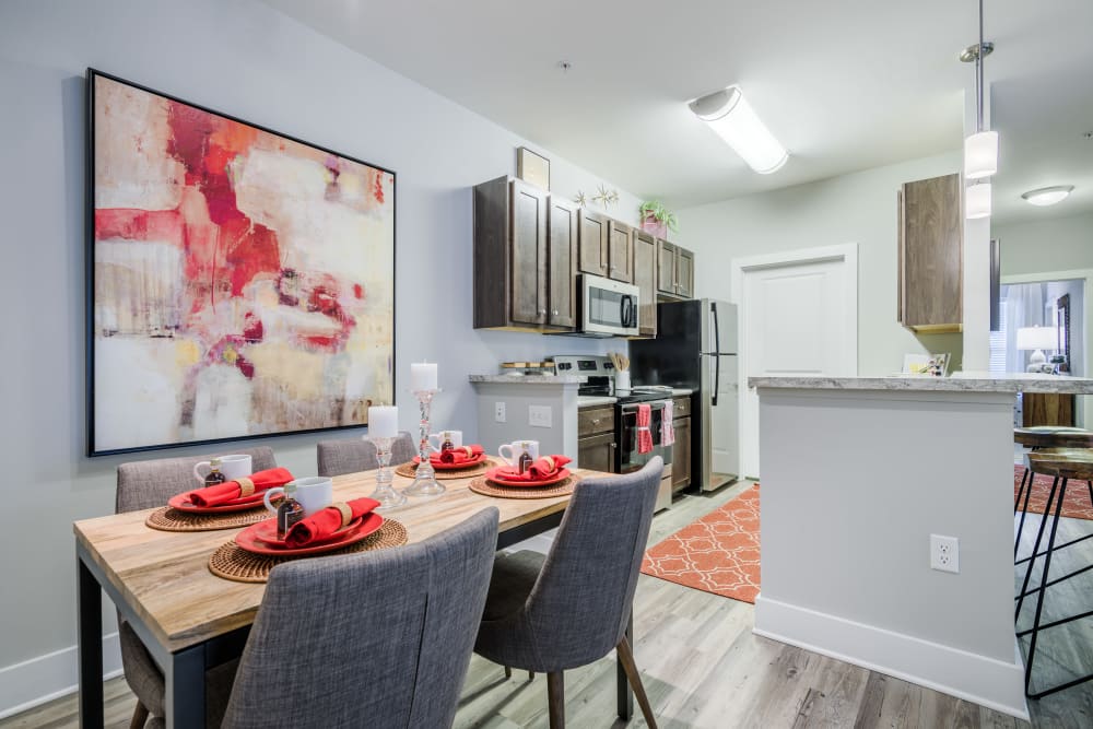 Grand Strand Myrtle Beach, SC Apartments | The Veranda at Market Common