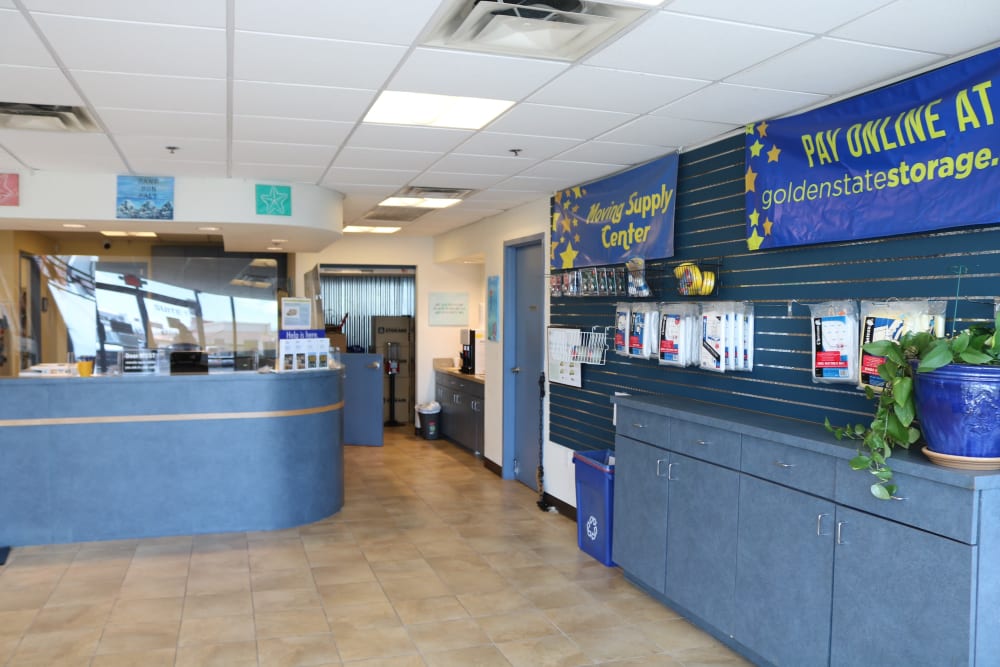 Self Storage Units Las Vegas, NV | Golden State Storage - Tropicana