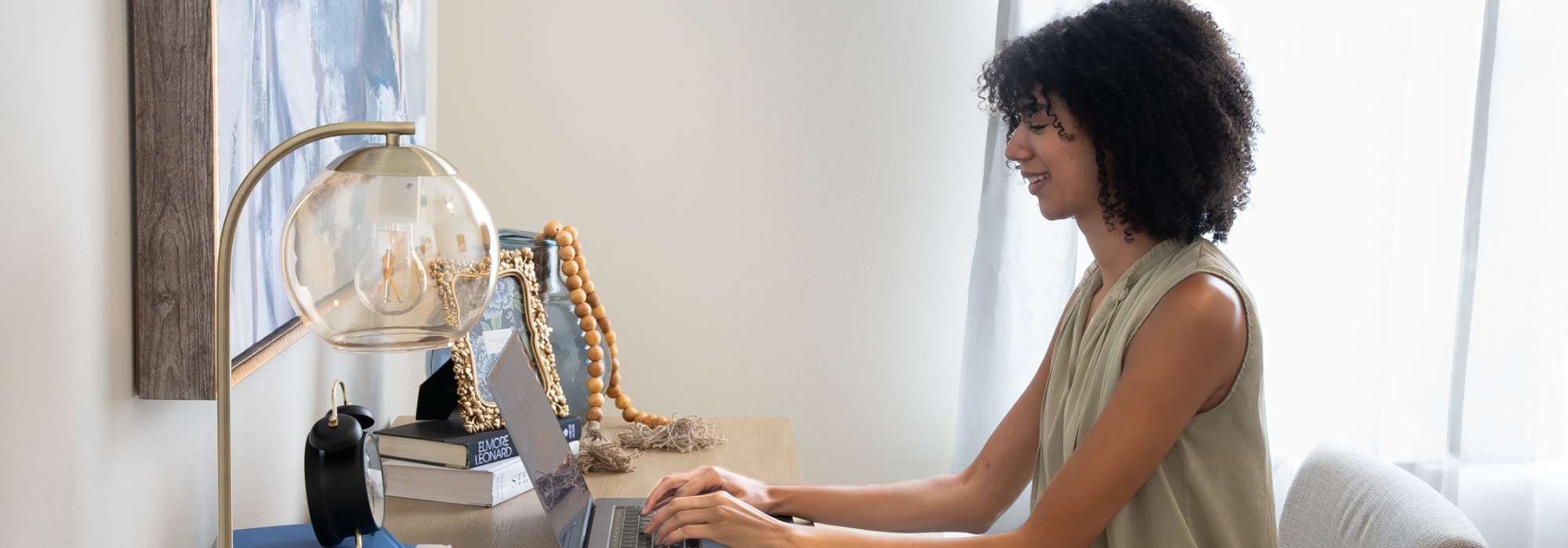 Surprise, AZ Luxury Apartments for Rent | The Statler