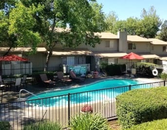 Ray Stone Apartments