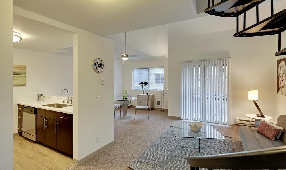 Photos of Elan 41 Apartments in Seattle, WA