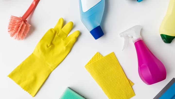 How to Clean Out a Storage Unit