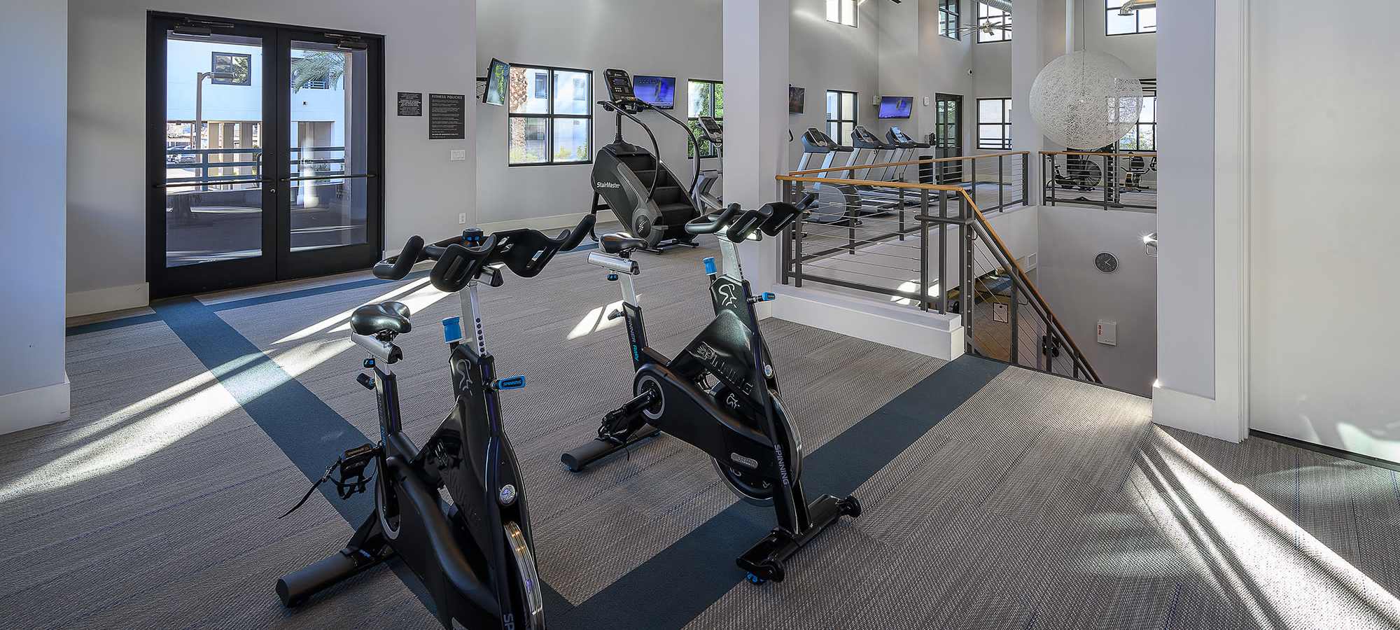 Photos of Lakeside Drive Apartments | Tempe, AZ Luxury Apartments