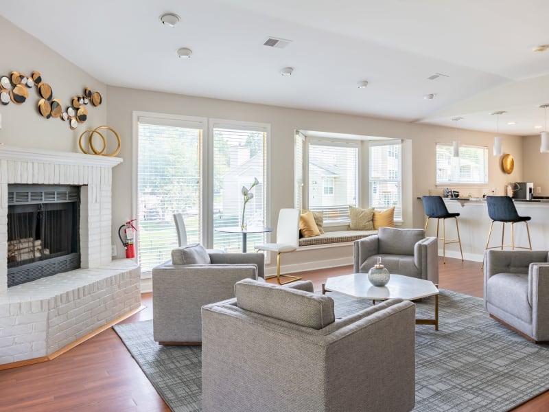 Woodbridge, VA Apartments for Rent | Springwoods at Lake Ridge